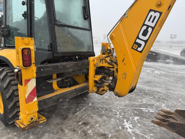 2019 JCB 3CX Lot No. 3703 Construction For Sale with 3,573 Hrs ...