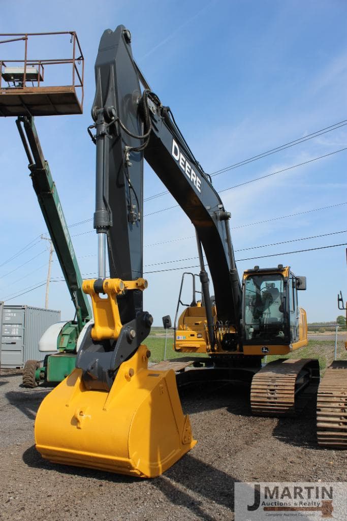 2019 John Deere 250G LC Construction Excavators for Sale | Tractor Zoom