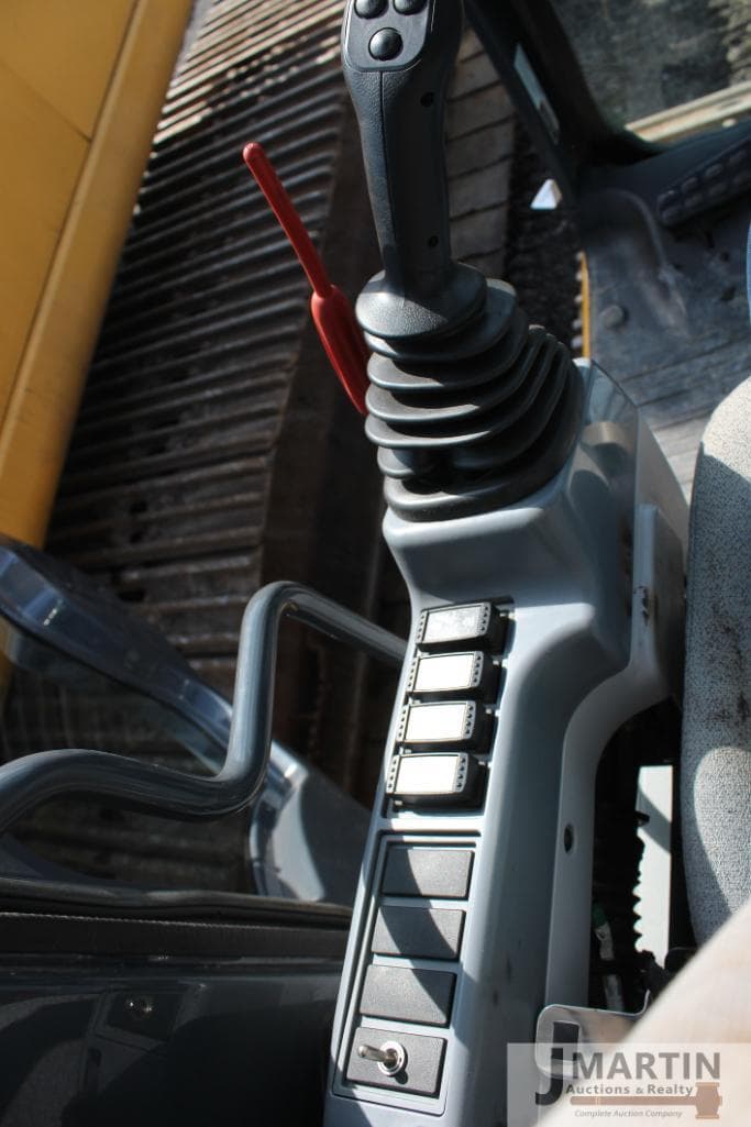 2019 John Deere 250G LC Construction Excavators for Sale | Tractor Zoom