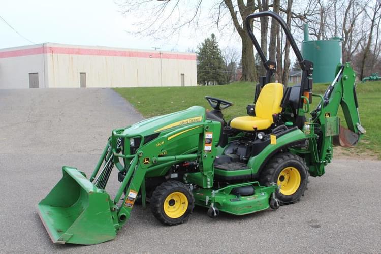 SOLD - 2019 John Deere 1025R Tractors Less than 40 HP | Tractor Zoom