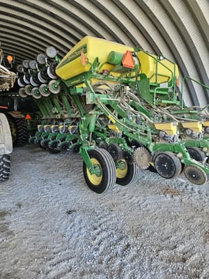 2019 John Deere 1795 Stock No. 224048 Planting For Sale with 31 Rows | Tractor Zoom