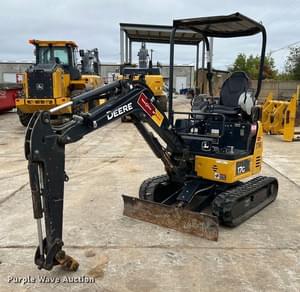 SOLD - 2019 John Deere 17G Lot No. MH9927 Construction with 825 Hrs ...