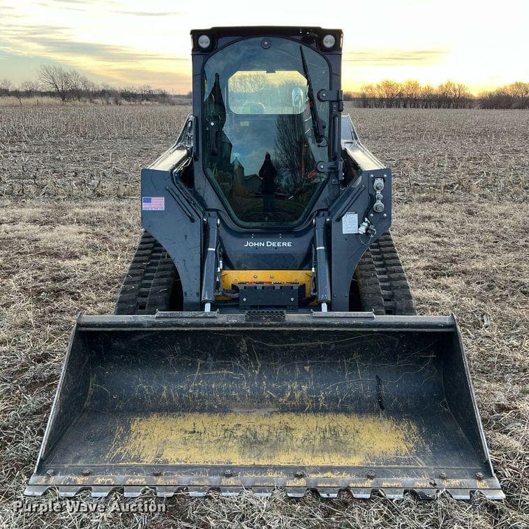 Tractor Zoom - 2019 John Deere 325G