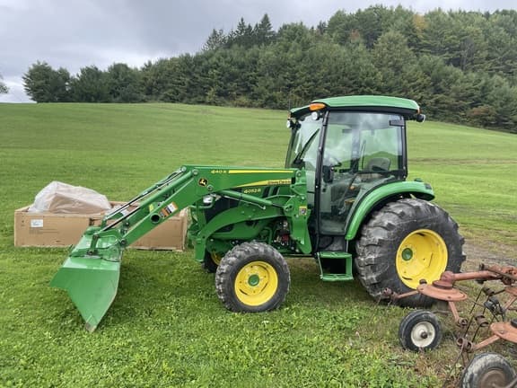 SOLD - 2019 John Deere 4052R Tractors 40 to 99 HP | Tractor Zoom