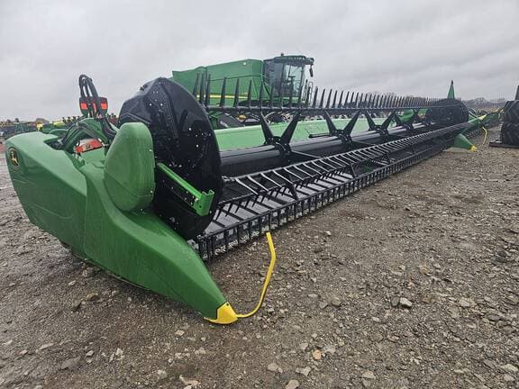 2019 John Deere 735FD Harvesting Headers - Platform for Sale | Tractor Zoom