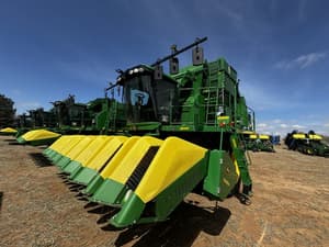 SOLD - 2019 John Deere CS690 Stock No. 259630 Harvesting with 1,197 Hrs ...