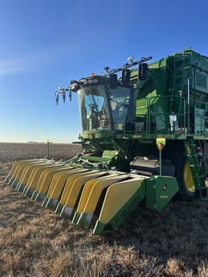 SOLD - 2019 John Deere CS690 Stock No. 270313 Harvesting with 819 Hrs ...