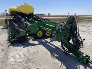 SOLD - 2019 John Deere DB60 Stock No. 316393 Planting with 36 Rows ...