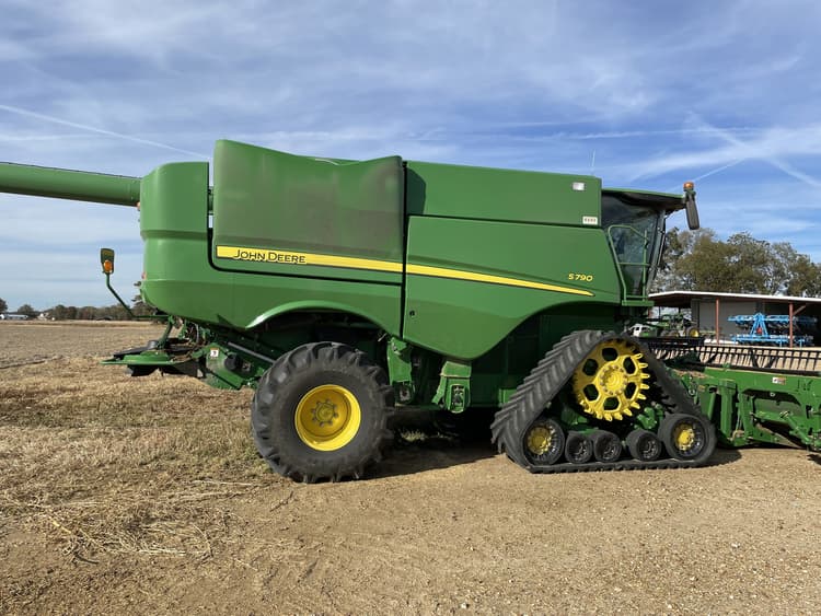 SOLD - 2019 John Deere S790 Combines Class 9/10 | Tractor Zoom