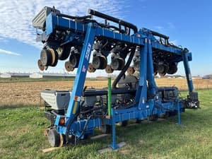 SOLD - 2019 Kinze 3140 Lot No. 114636 Planting with 16 Rows | Tractor Zoom