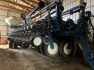 SOLD - 2019 Kinze 3700 Stock No. 400314 Planting with 36 Rows | Tractor ...