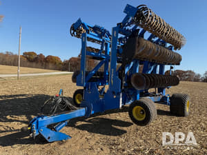 SOLD - 2019 Landoll 7833 Lot No. 137 Tillage with 35 ft | Tractor Zoom