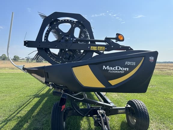2019 MacDon FD135 Harvesting Headers - Platform for Sale | Tractor Zoom