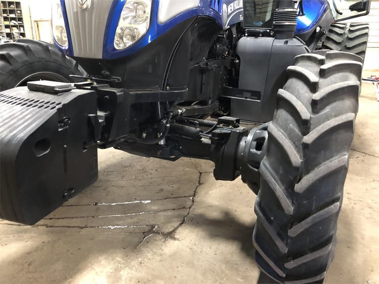 2019 New Holland T8.435 SmartTrax Tractors 300 to 424 HP for Sale | Tractor Zoom