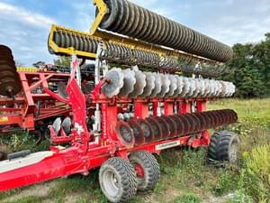 SOLD - 2019 Pottinger Terradisc 10001T Stock No. 382023 Tillage with 32 ...