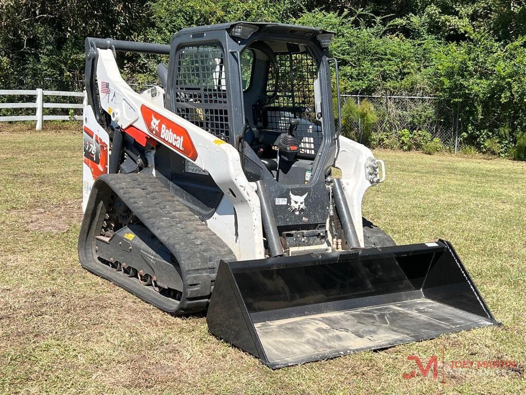Tractor Zoom - 2020 Bobcat T76