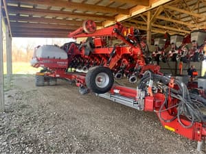 SOLD - 2020 Case IH 2140 Stock No. 22516X Planting with 31 Rows ...