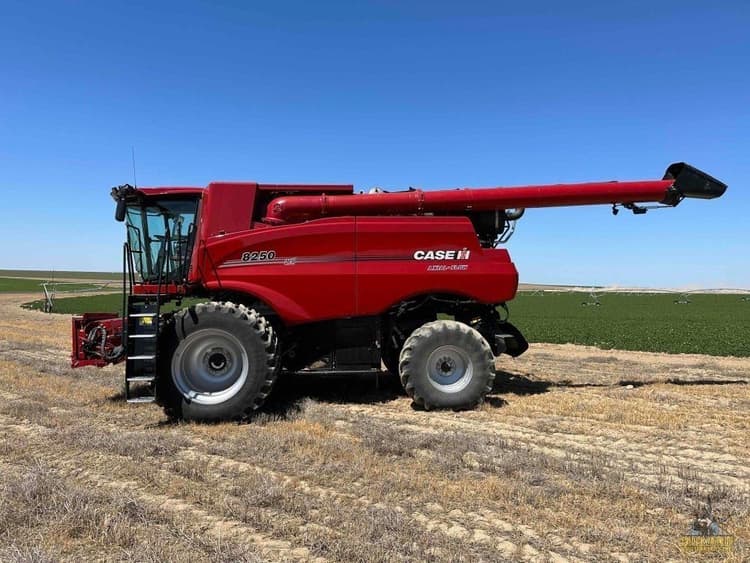 2020 Case IH 8250 Combines Class 8 for Sale | Tractor Zoom