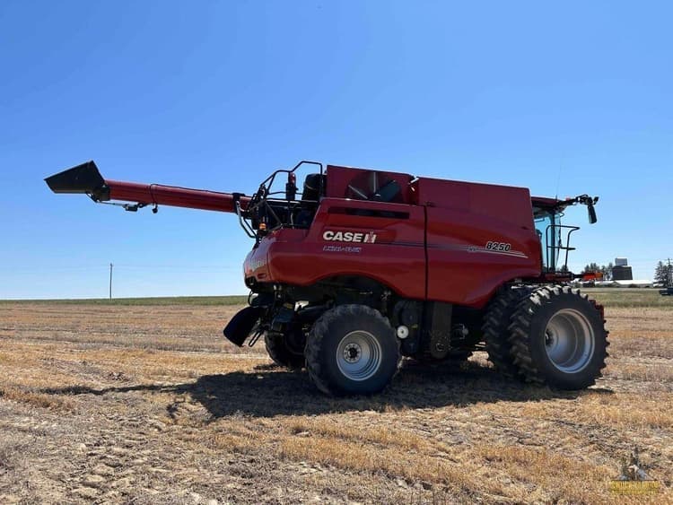 2020 Case IH 8250 Combines Class 8 for Sale | Tractor Zoom