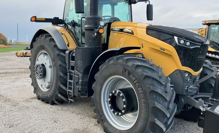 Challenger 1050 Tractors 425 or more HP for Sale | Tractor Zoom