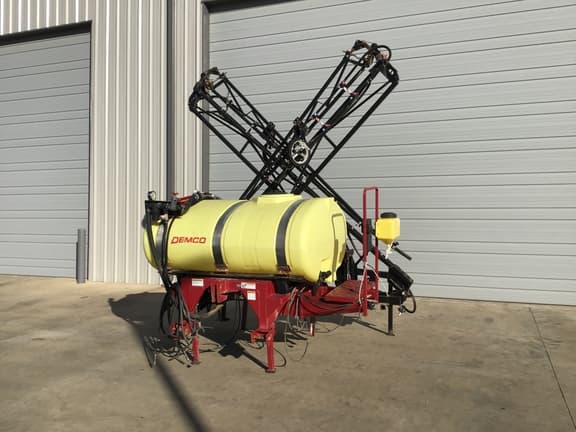 2020 Demco RMLE Chemical Applicators Sprayers - 3pt Mounted for Sale ...