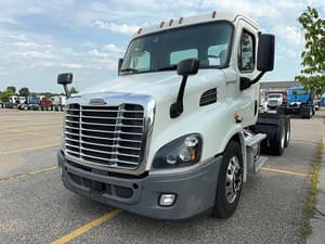 SOLD - 2020 Freightliner Cascadia 113 Lot No. 300 Other Equipment with ...