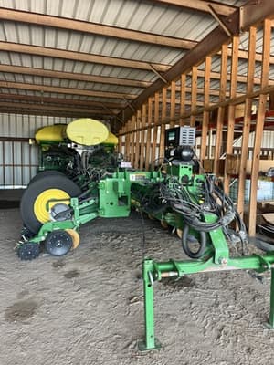 SOLD - 2020 John Deere 1775 Stock No. 441036 Planting with 24 Rows ...