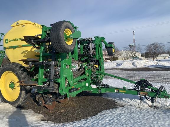 SOLD - 2020 John Deere 2510H Chemical Applicators Fertilizer ...