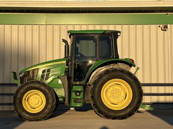 2020 John Deere 6110M Tractors 100 to 174 HP for Sale | Tractor Zoom