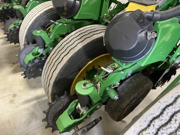 2020 John Deere DR24 Planting Planters for Sale | Tractor Zoom