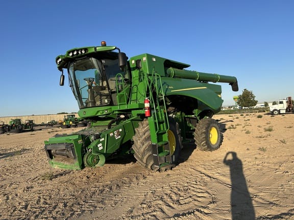 SOLD - 2020 John Deere S760 Combines Stock No. E039204 | Tractor Zoom