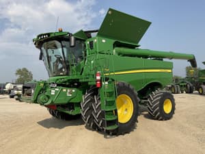 SOLD - 2020 John Deere S770 4WD Combine Lot No. 323 Combines with 1,462 ...