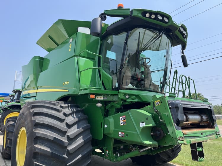 SOLD - 2020 John Deere S770 Combines Class 7 | Tractor Zoom