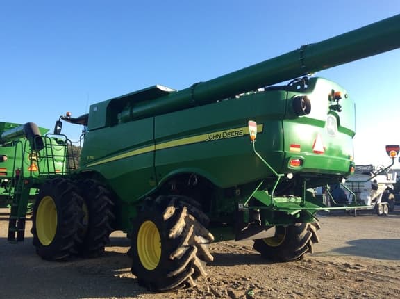 Tractor Zoom - 2020 John Deere S790