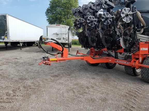 2020 Kuhn Krause Gladiator 1205 Tillage Strip-Till Bars for Sale ...