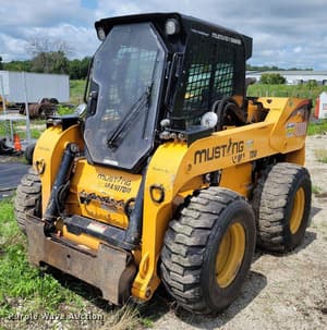 SOLD - 2020 Mustang 4200V Lot No. DX7215 Construction with 2,469 Hrs ...