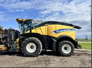 SOLD - 2020 New Holland FR920 Lot No. 1230 Harvesting with 2,703 Hrs ...