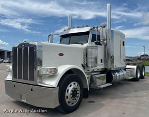 SOLD - 2020 Peterbilt 389 Lot No. DS3792 Other Equipment with 672,756 ...