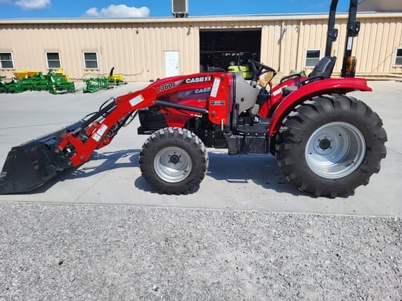 Tractor Zoom - 2021 Case IH Farmall 55C