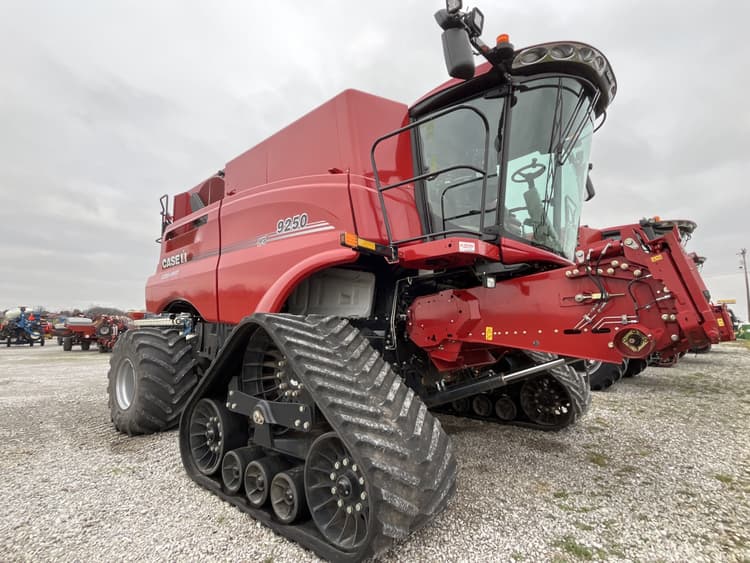 2021 Case IH 9250 Combines Class 9/10 for Sale | Tractor Zoom