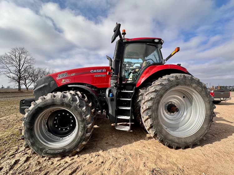 2021 Case IH Magnum 280 Tractors 175 to 299 HP for Sale | Tractor Zoom