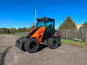 SOLD - 2021 Cast Loader MaxO Lot No. 60 Construction with 225 Hrs ...