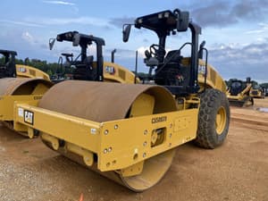 SOLD - 2021 Caterpillar CS-54B Lot No. 52585869 Construction with 1,819 ...