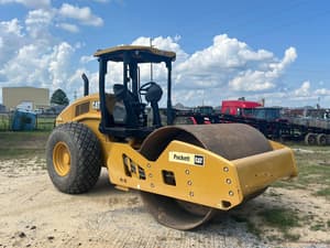SOLD - 2021 Caterpillar CS10GC Lot No. 5779064 Construction with 552 ...