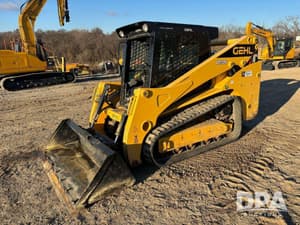 SOLD - 2021 Gehl VT320 Lot No. 298 Construction with 799 Hrs | Tractor Zoom
