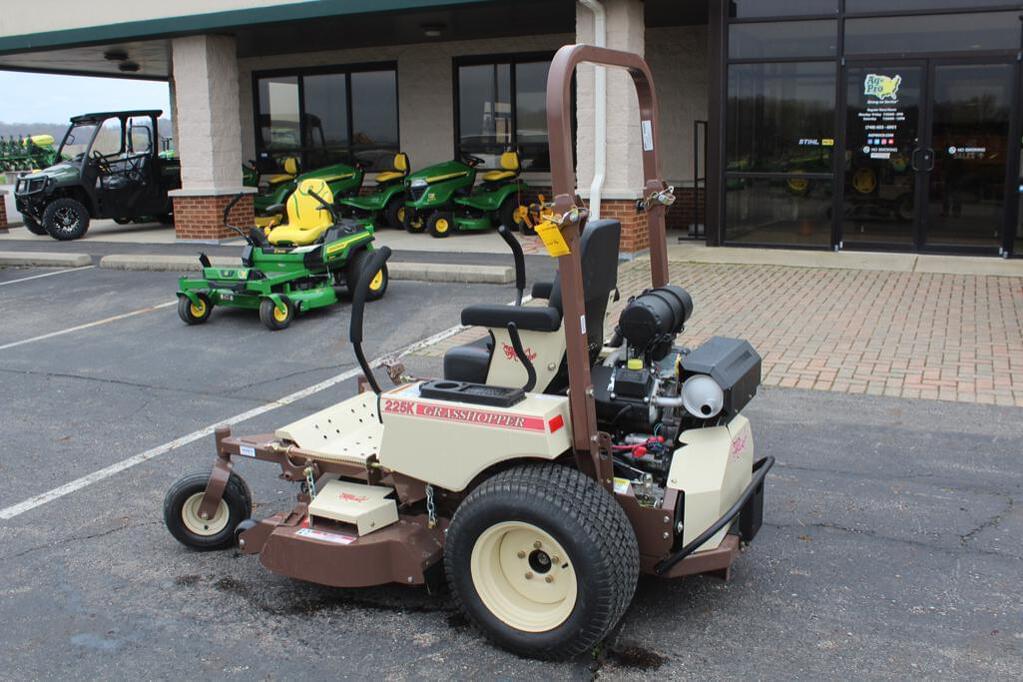 2021 Grasshopper 225K Other Equipment Turf for Sale | Tractor Zoom