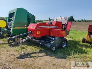 SOLD - 2021 Hesston MF 1840 Class 1 inline baler Hay and Forage with ...
