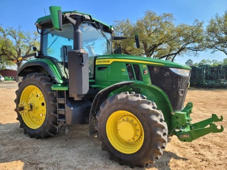 2021 John Deere 7R 210 Tractors 175 to 299 HP for Sale | Tractor Zoom
