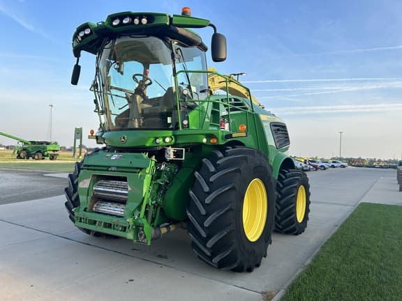 SOLD - 2021 John Deere 9900i Harvesting Forage Harvesters - Self ...
