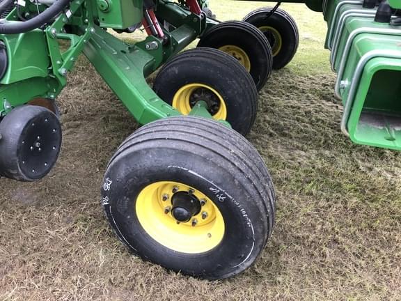2021 John Deere DB44 Planting Planters for Sale | Tractor Zoom